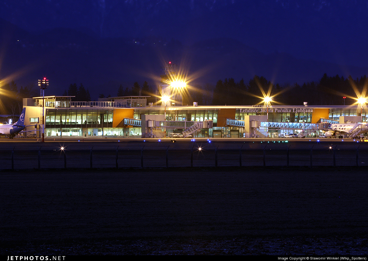 Аэропор Brnik (Любляна) | АвиаТабло - View Airport